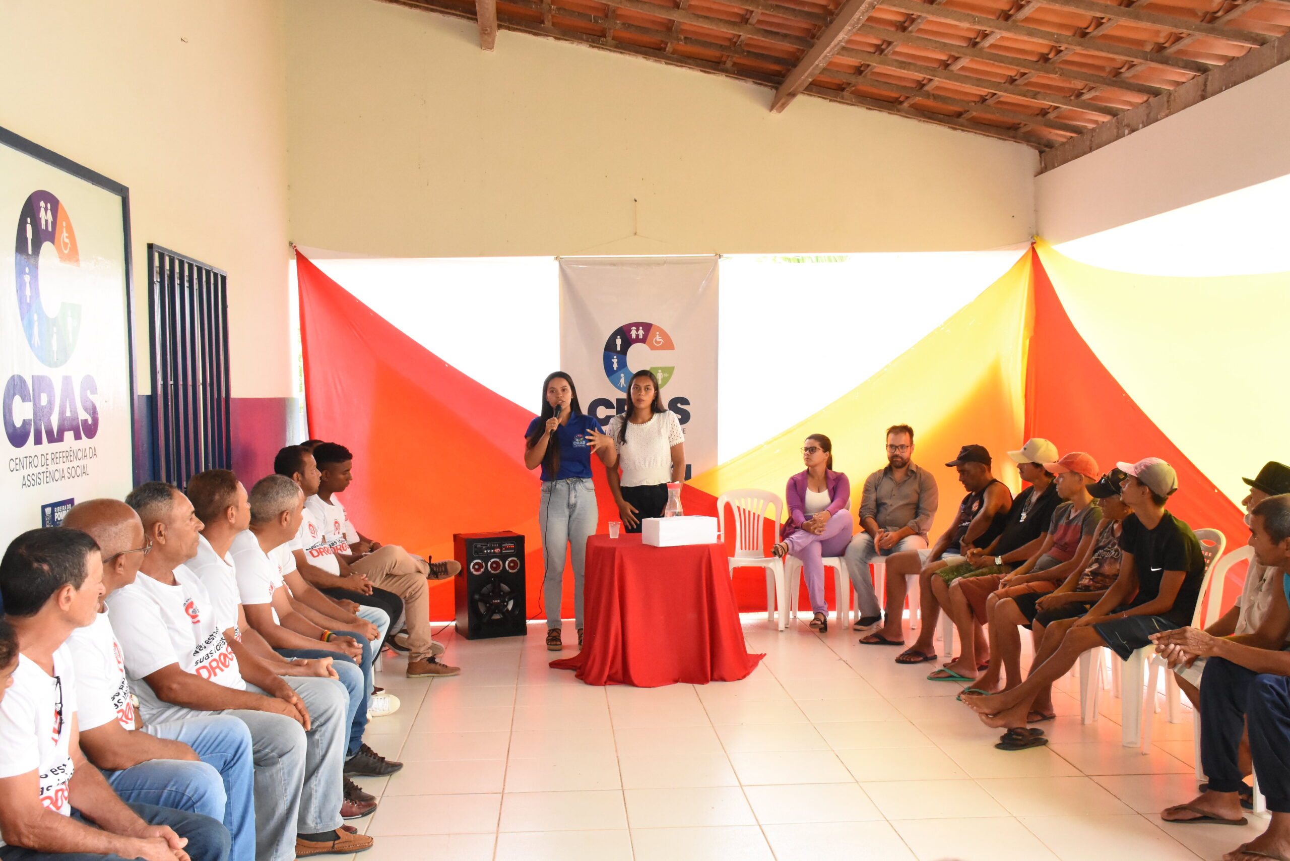 Secretária De Desenvolvimento Social E Trabalho Realiza Palestra Em